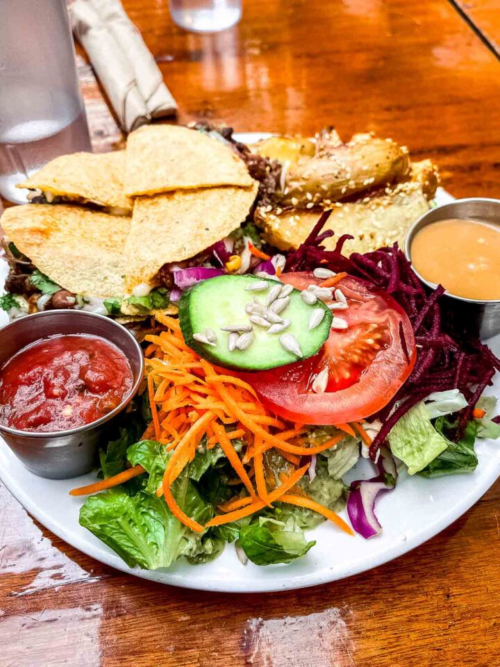30 Best Vegan Restaurants in Vancouver BC (2026)